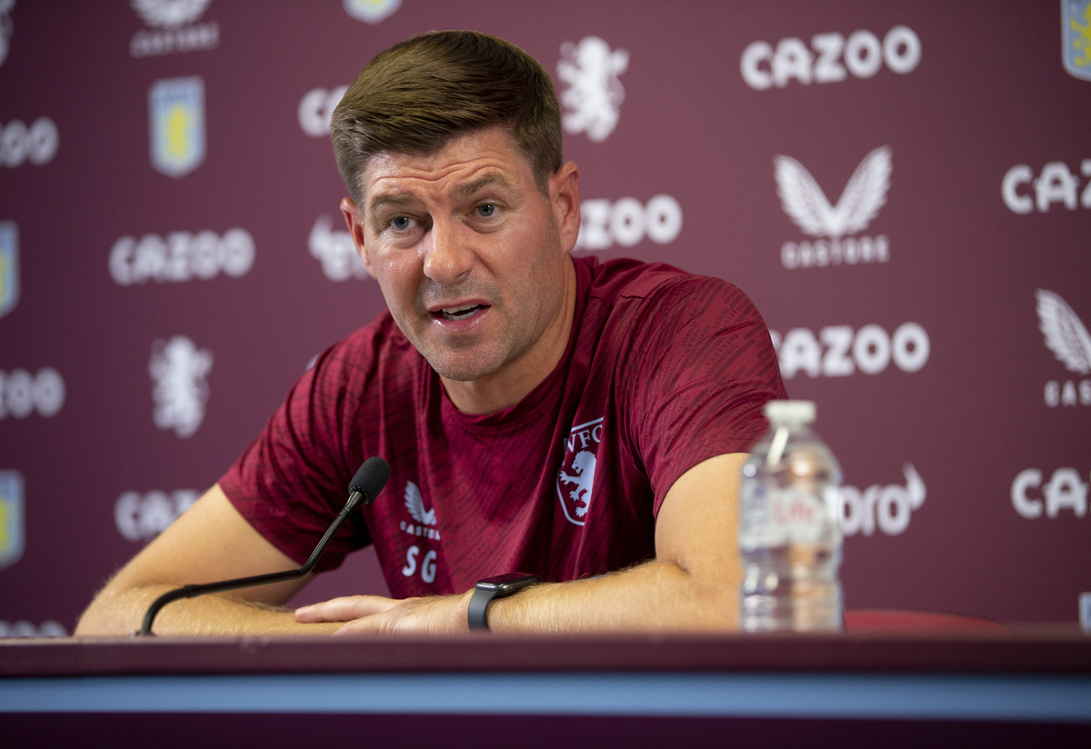 Andy Gray slams Steven Gerrard after Aston Villa loss v West Ham United