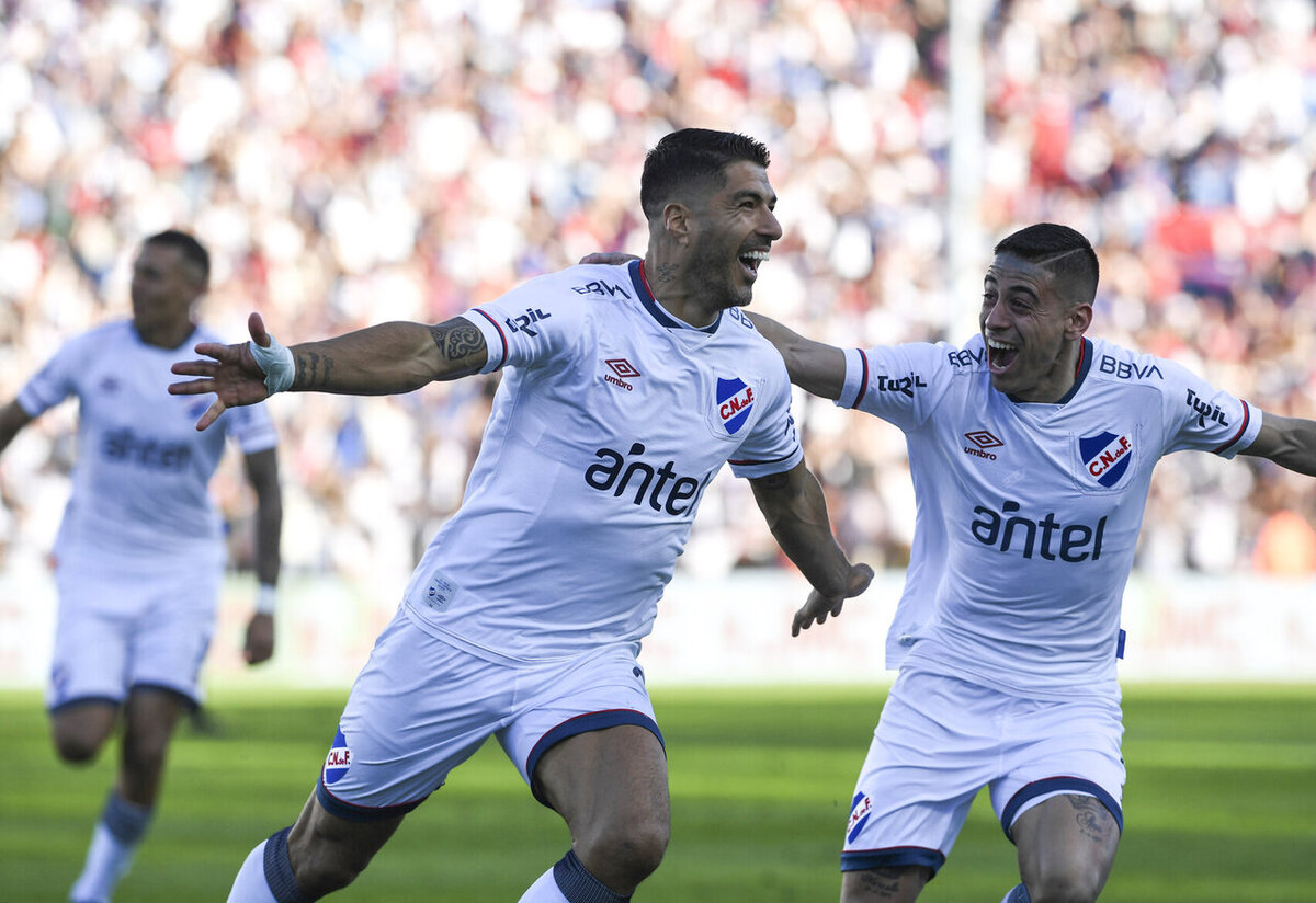 Aston Villa transfers: Journalist shares update on Luis Suarez link