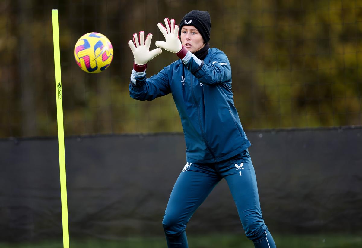Aston Villa: Hannah Hampton can still find top gear in WSL this season