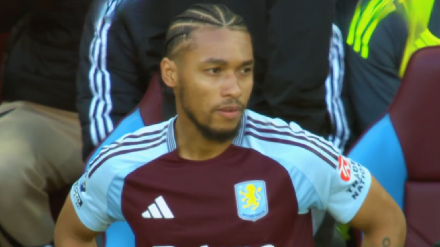 Kamara wows Amazon commentator with what he did in Aston Villa v Brentford