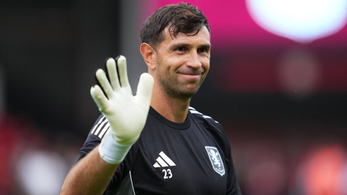 Emi Martinez is Manchester United-bound as Aston Villa announcement made